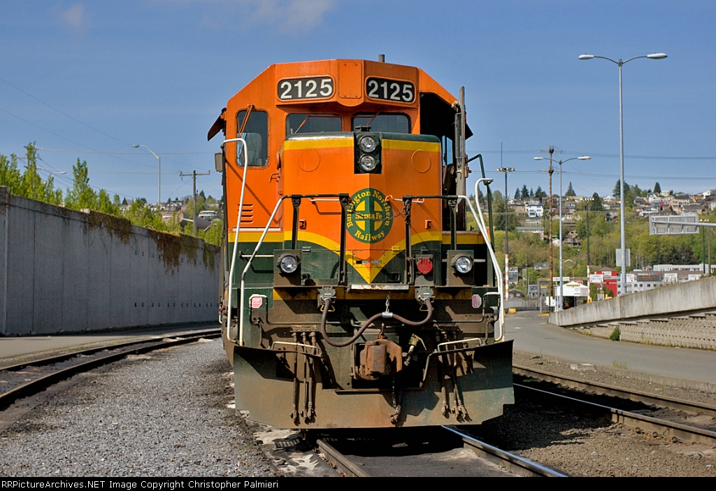 BNSF 2125